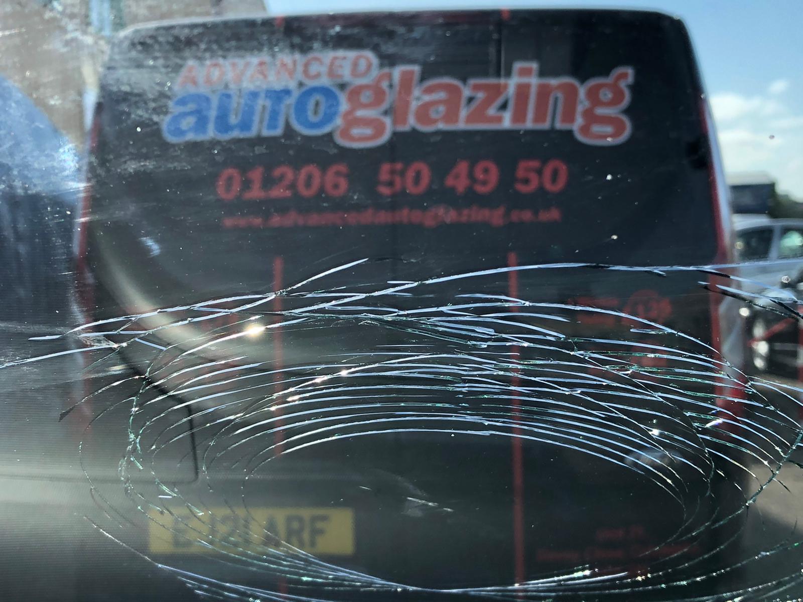 Can a Cracked Windscreen Pass an MOT?